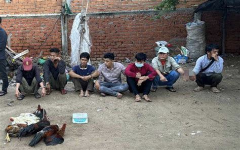 ម្នាក់ឃុំខ្លួន ៦នាក់ឱ្យទៅផ្ទះវិញ ពាក់ព័ន្ធករណីលេងល្បែងស៊ីសងខុសច្បាប់ សារព័ត៌មាន នគរវត្ត