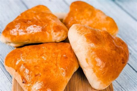 Fish Bun How To Make The Perfect And Easy Sri Lankan Maalu Pan In