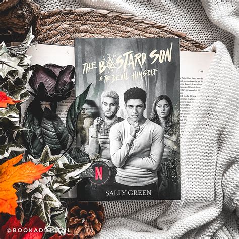 Sally Green The Bastard Son And The Devil Himself Half Zwart Half