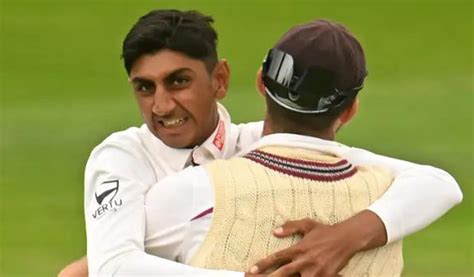England Spinner Of Pakistani Origin Shoaib Bashirs Arrival In India For Test Series Delayed Due