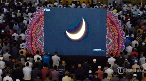 Jangan Lupa Besok Gerhana Bulan Total Ini Tata Cara Salat Gerhana