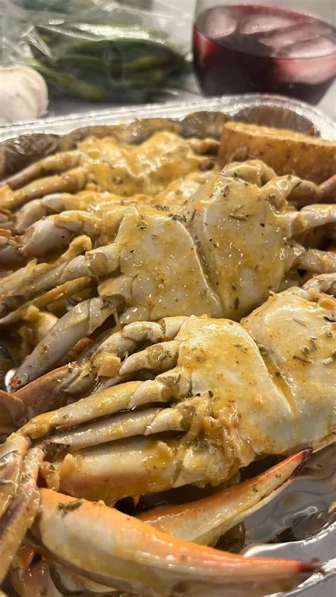 Creamy Garlic Blue Crabs Recipe
