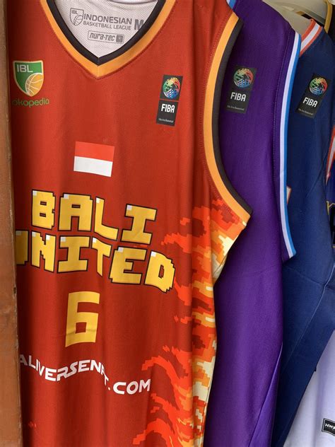 IBL Indonesia On Twitter IBL Fans Bali Dapatkan Jersey Tim Favorit