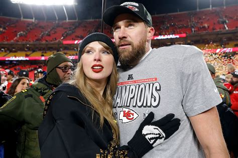 Im Wearing An Adult Diaper To Taylor Swifts Concert — The Rash Is