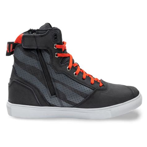 Rebelhorn Vandal motorcycle boots