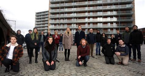 Fears Grenfell Cladding Crisis Could Force Hundreds Of Families To Leave Their Homes Mirror Online