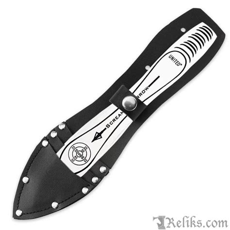 Screaming Arrow Thrower Set Throwing Knives At