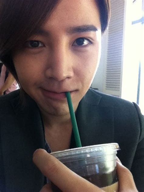 Close Up Selca Of Jang Geun Seuk Proves Handsome Man Drama Haven