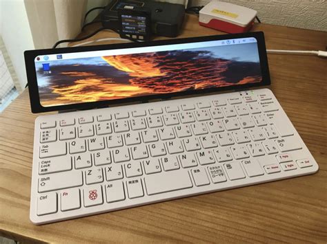 Quick And Simple Raspberry Pi 400 Touchscreen Laptop Elektor Magazine