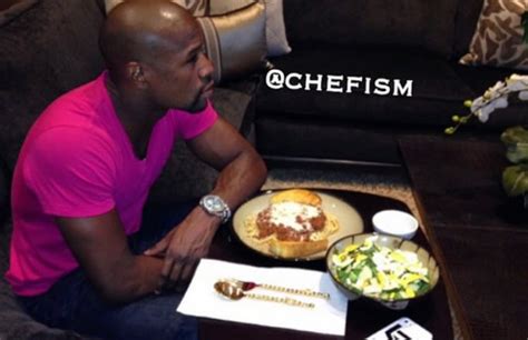 Floyd Mayweather Is Rich Enough To Afford A Personal Chef Who Charges