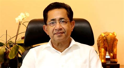 Ed Attaches Rs 305 Cr Assets Of Joyalukkas India News The Indian