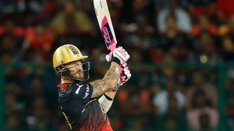 Ipl 2023 Rcb Vs Lsg Faf Du Plessis Hits 115m Six Outside Chinnaswamy