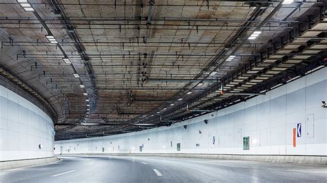 Baselogic Smart Tunnel Lighting Philips Lighting