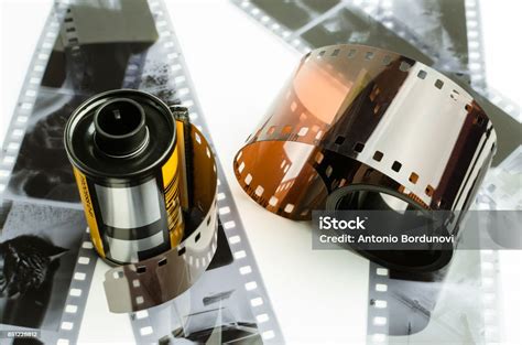 롤러 35mm 필름 흑백 네거티브 필름 0명에 대한 스톡 사진 및 기타 이미지 0명 구멍 뚫기 러시아 Istock