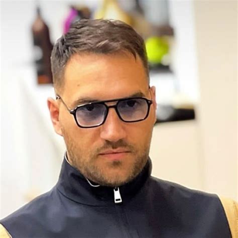 Momcilo Jankovic Momcilojankovic • Threads Say More