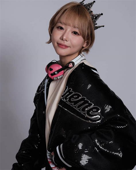 浜崎真緒さんのインスタグラム写真 浜崎真緒instagram「hello 👋 Im Dj Mao🎵👑」7月1日 20時50分