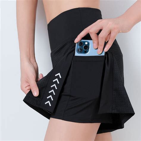 Women Gym Running Shorts Breathable Quick Dry Yoga Shorts Side Pocket