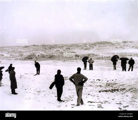 Peter Gracey Playing In The Snow At Rye Stock Photo Alamy