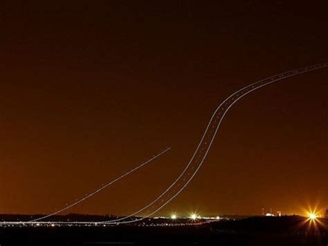 Long Exposures Of Aircraft Landings And Takeoffs Pics Izismile