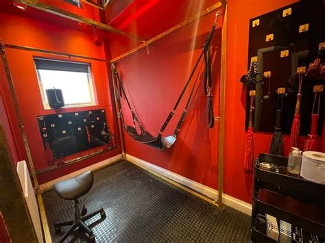 Inside Uk Sex Dungeon Hotel With Bdsm Playroom Stone Prison Cell And