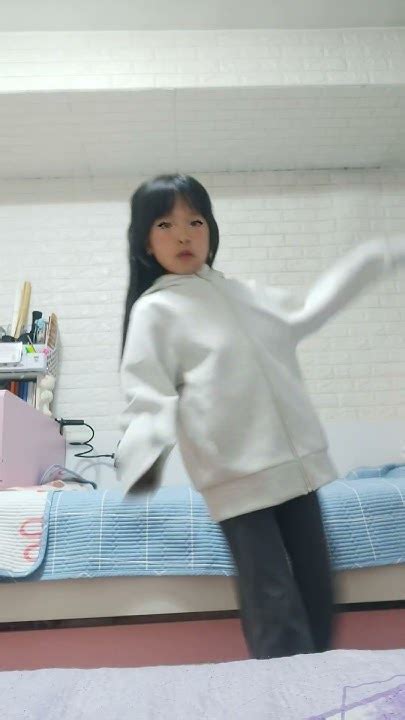 Хэтэрхий мангар байх үед Youtube