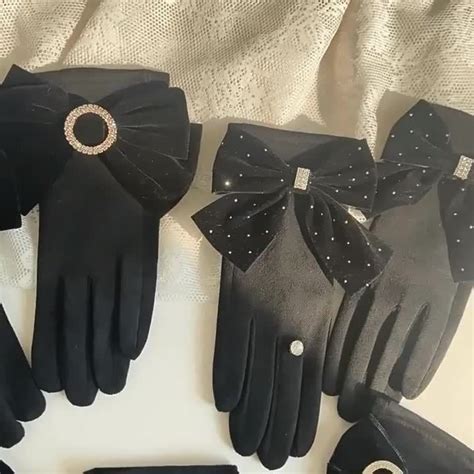 สตรีข้นกำมะหยี่อบอุ่นซับโบว์ F Aux S Uede ถุงมือสีดำหญิงฤดูหนาว