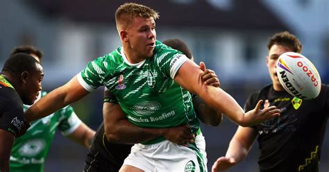Huddersfield Giants Harry Rushton Aims To Make Dying Nan Proud With