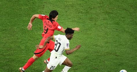 돌파하는 조규성