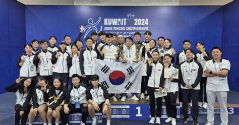 믿고보는 男사브르·女에페 나란히 단체전金 4연패 “파리올림픽도 부탁해”