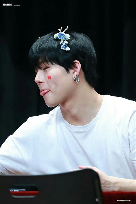 Pin By Walaa 🌸🌿 On Jooheon 주헌 💛 Monsta X Jooheon Monsta X Jooheon
