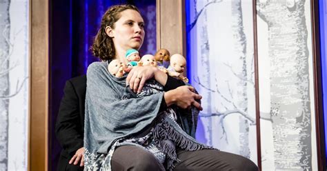 New Second City Cast Walks In The Footsteps Of Comedy Giants