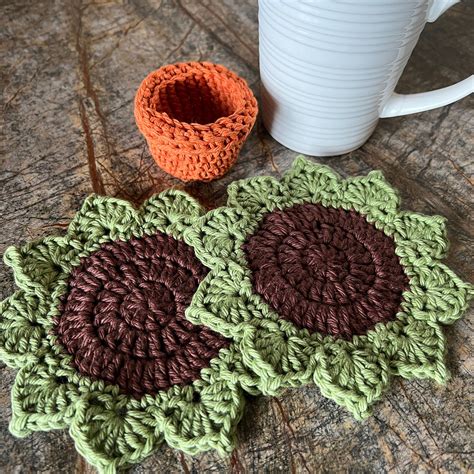 Succulent Coaster Set Of 2 Cactus Coasters In A Pot Leaf Coasters Crochet Succulent Crocheted