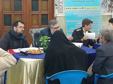 مدیرکل ارتباطات مردمی قوه قضاییه به مشکلات حقوقی و قضایی مردم در امام‌زاده حسن ع رسیدگی کرد