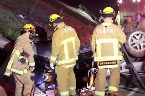 1 Dead 3 Seriously Injured In Rollover Crash On La Freeway Los