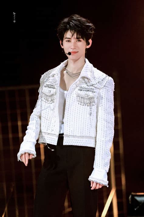 肆月十六张真源