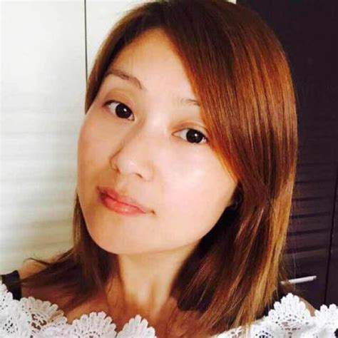 四十多岁女人头像微信图片 配图网