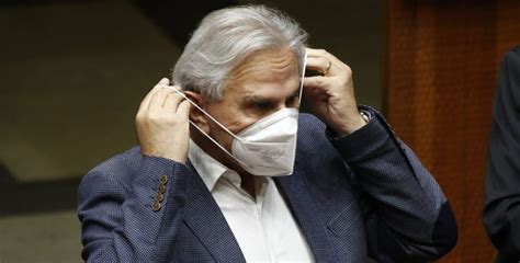 Iván Moreira Cuestiona A Gabriel Boric Por El Merluzo Dedicado Al