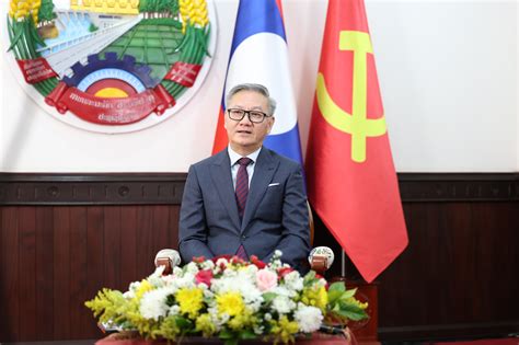 ລັດຖະມົນຕີກະຊວງການຕ່າງປະເທດ ໃຫ້ສໍາພາດຕໍ່ສື່ມວນຊົນລາວ ເນື່ອງໃນໂອກາດສະເຫຼີມສະຫຼອງ