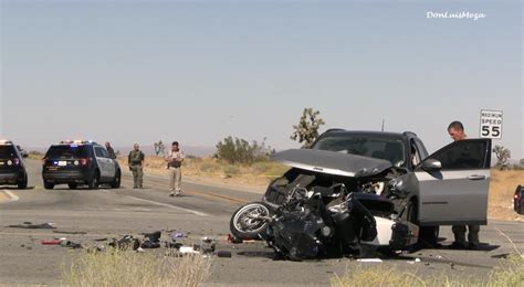 Chp Motorcycle Officer Severely Injured In 3 Vehicle Crash In La