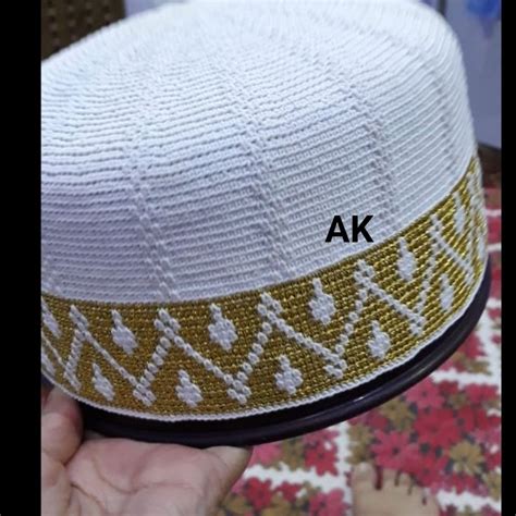 Pin En Ak Topi Designs