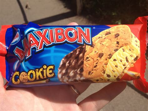 A Review A Day Todays Review Maxibon Cookie