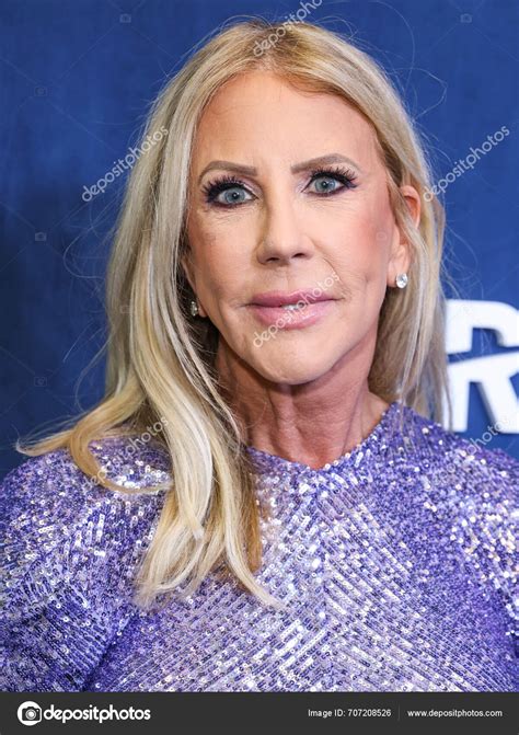 Vicki Gunvalson Arrives Directv Streaming Stars Oscar Viewing Party