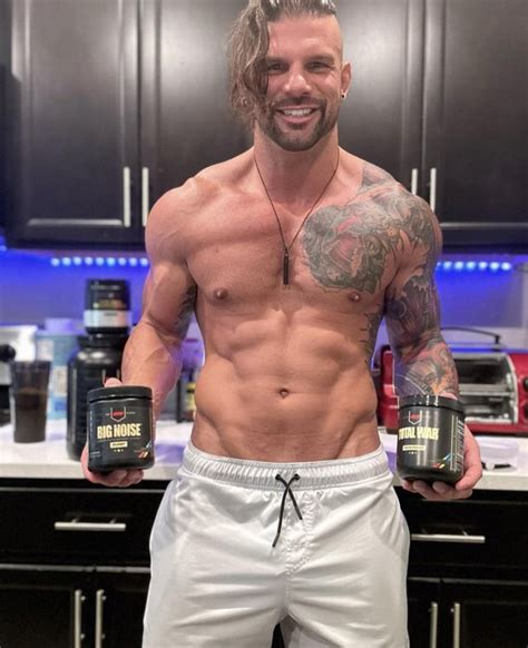 Josh Woods R Wrestlewiththepackage