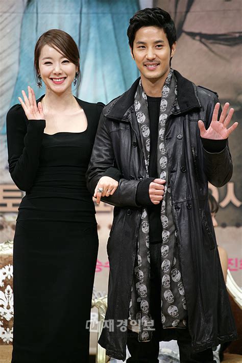 写真：sbs新ドラマ『清潭洞アリス』制作発表会、パク・シフ＆ムン・グニョンらが出席（20） ソ・イヒョン、キム・ジソク 韓流stars