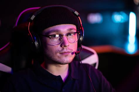 รูปภาพcounter Strike เลือกดูภาพถ่ายสต็อก เวกเตอร์ และวิดีโอ146