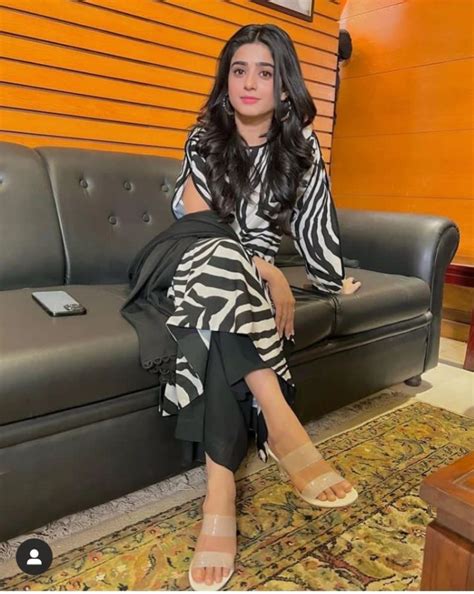Sehar Khan Feet