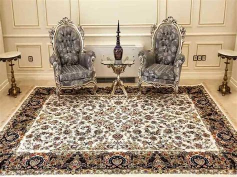 فرش 700 شانه شیخ صفی اصفهان؛ پنبه مصنوعی پلی استر نخ خاب Isfahan آراد