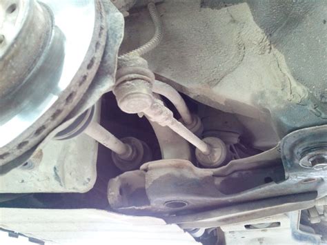 Замена переднего сайлентблока переднего левого рычага — Hyundai Getz, 1 ...