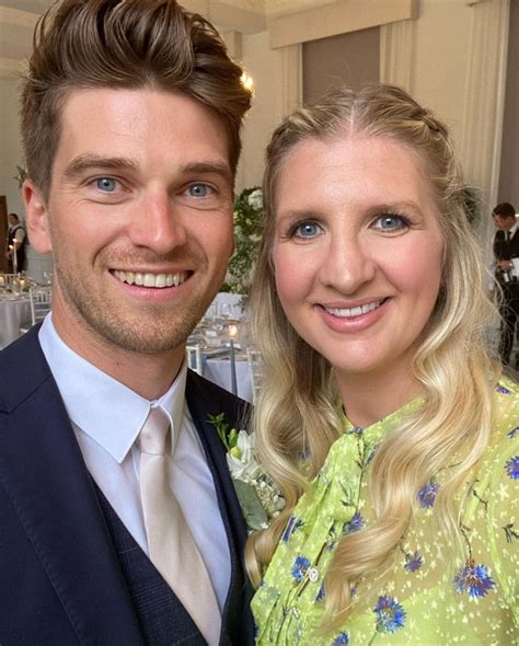 Im A Celebs Becky Adlington Reveals Miracle Pregnancy With Third