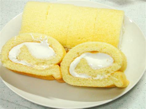 ロールケーキの作り方！焼きすぎると固くなるから注意が必要 あれいいんじゃね？
